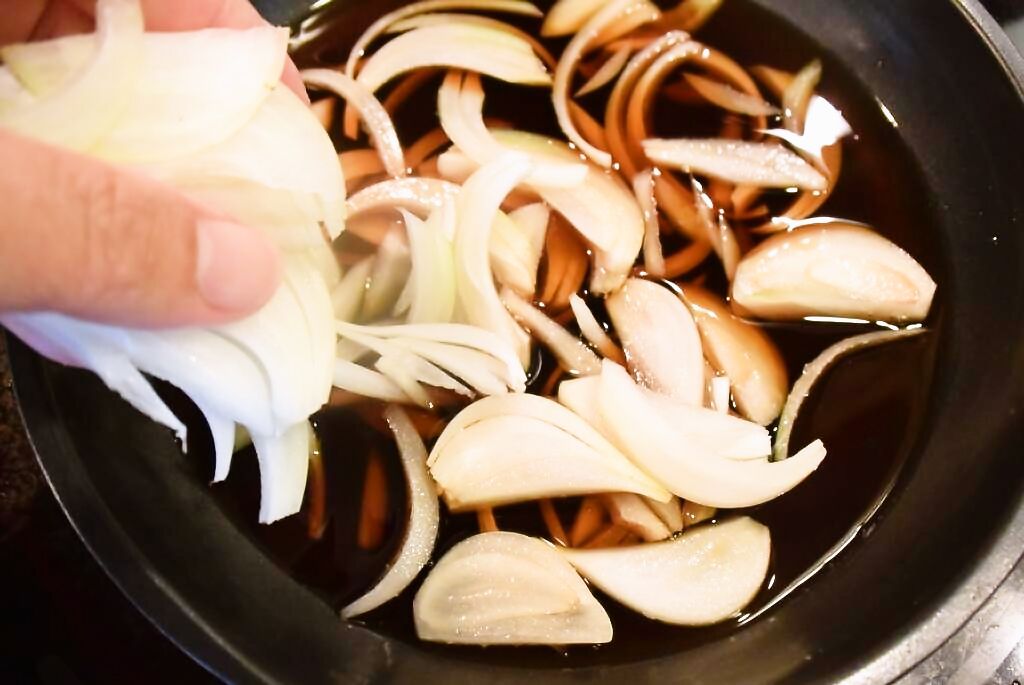 Recipes for Tom: Kurumafu no katsudon / gluten cake cutlet rice bowl