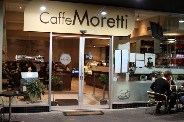 Cafe Moretti ~ Dollymic