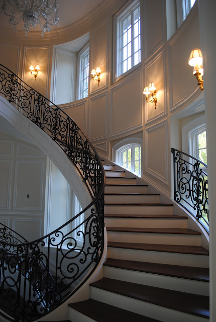 Splendid Sass: BEAUTIFUL STAIRWAYS