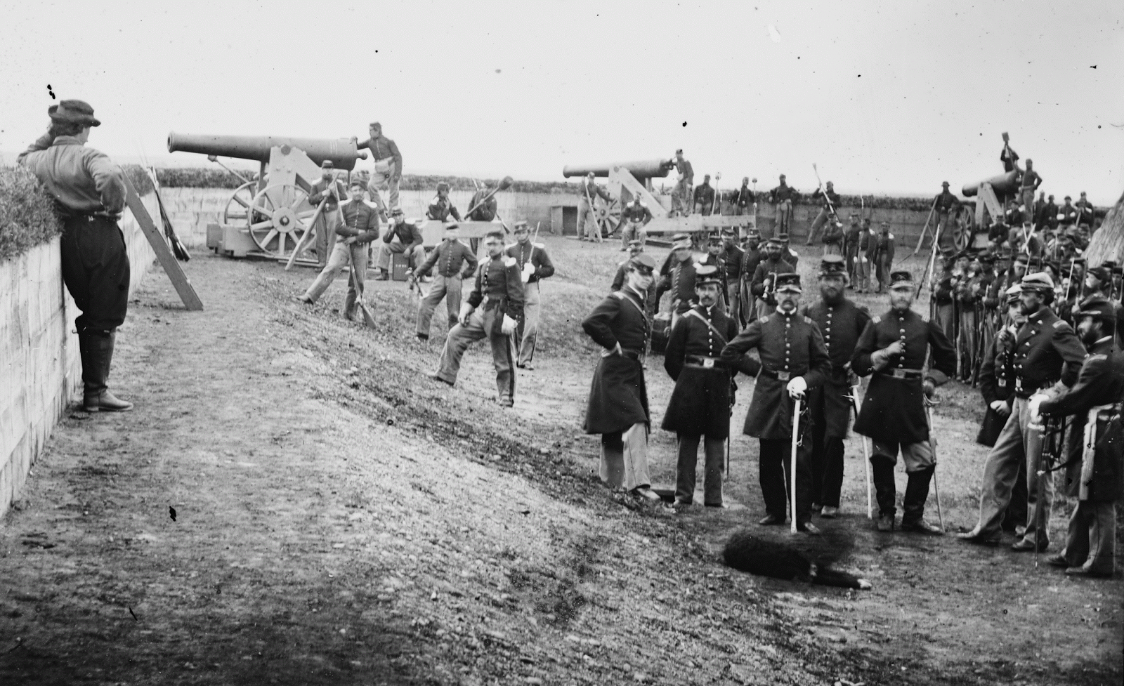 The Chubachus Library of Photographic History: Union Soldiers Posing in ...