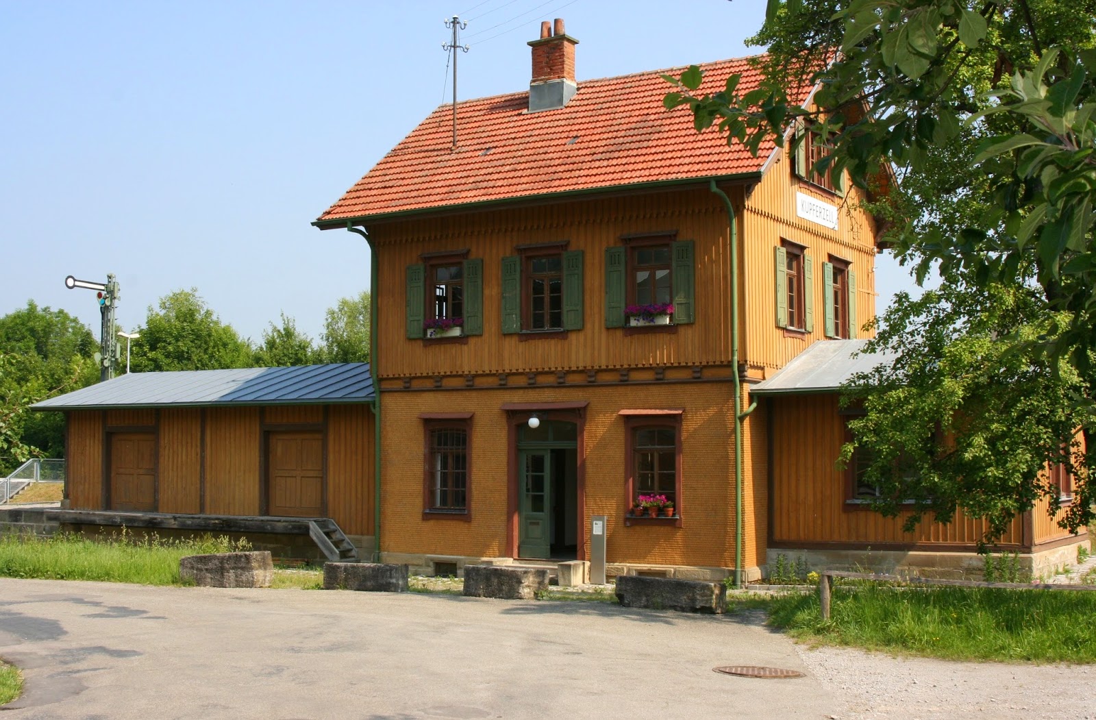 Geht In Hiberach Die Sonne Auf Schmalspureisenbahn In 1 32 geht-in-hiberach-die-sonne-auf-schmalspureisenbahn-in-1-32
