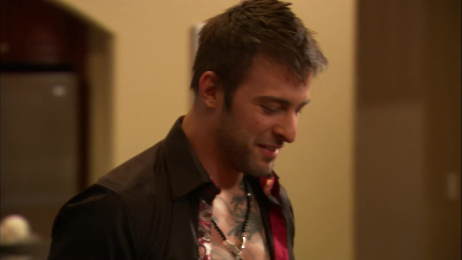 ausCAPS: Nick Hawk and Brace Land nude in Gigolos 4-04 "Make Mine a Double"