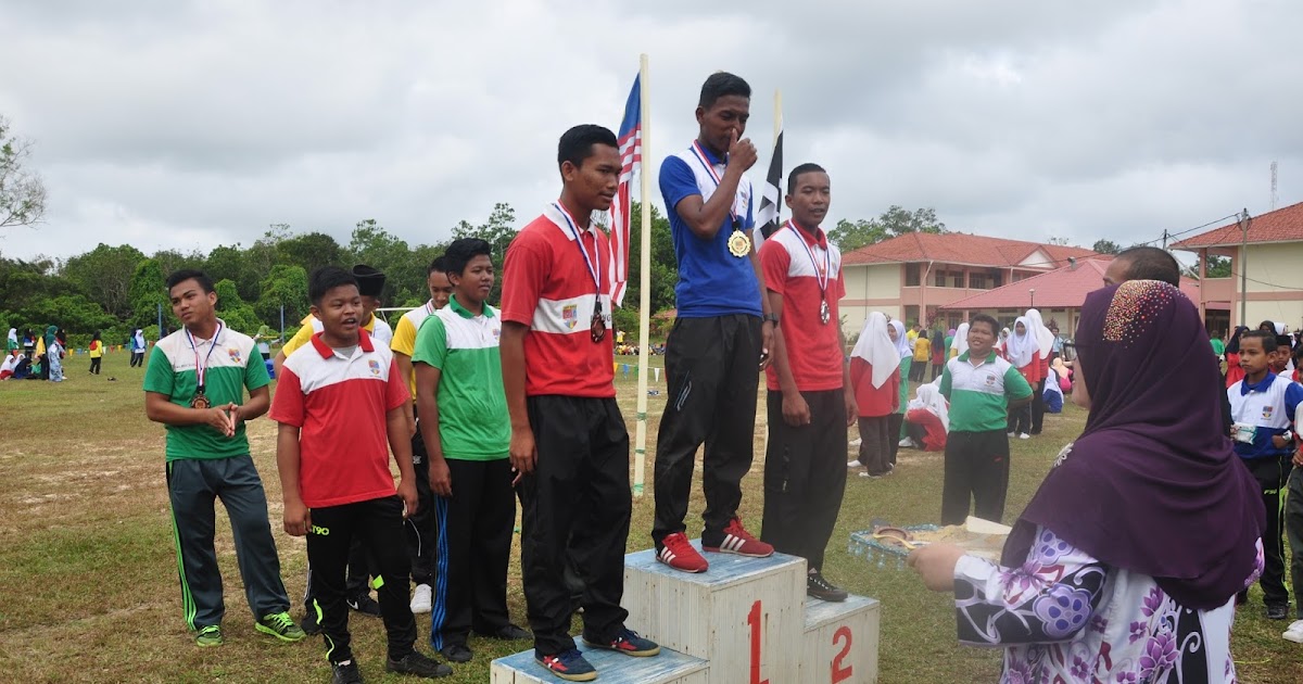 SEKOLAH MENENGAH KEBANGSAAN MERCHANG, 21610 MARANG, TERENGGANU: MAJLIS ...