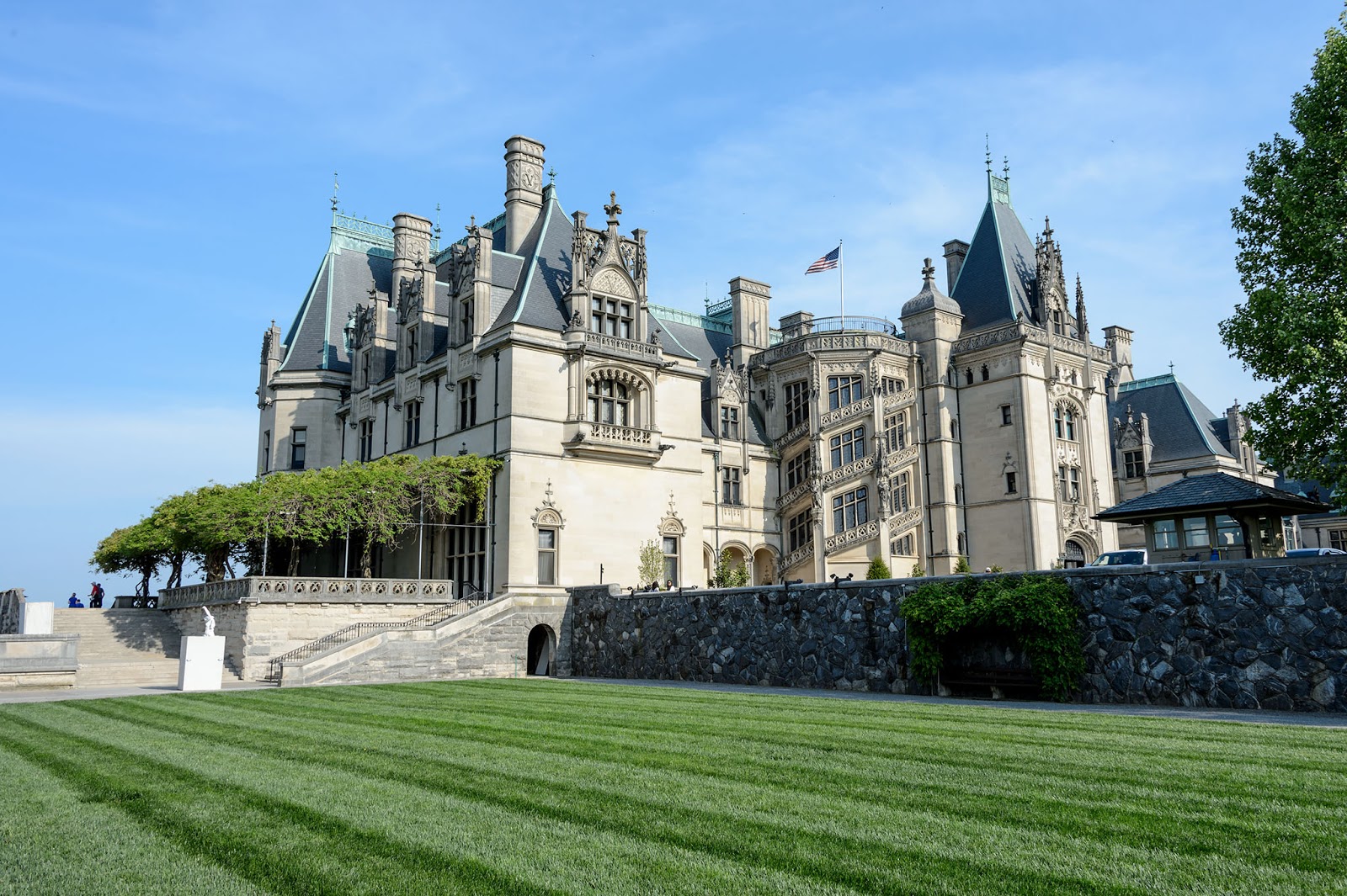 Bubba's Garage: April 2017