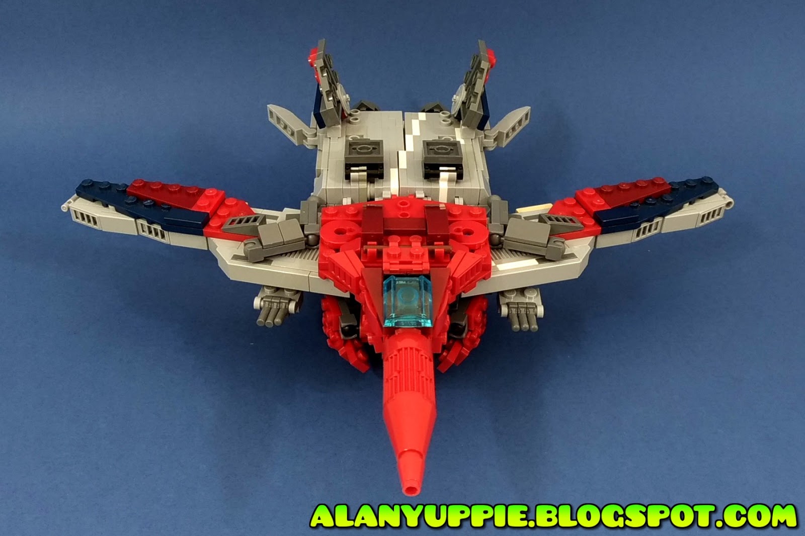 Alanyuppie's LEGO Transformers: LEGO Triple Changer Broadside v2 Part 2 ...