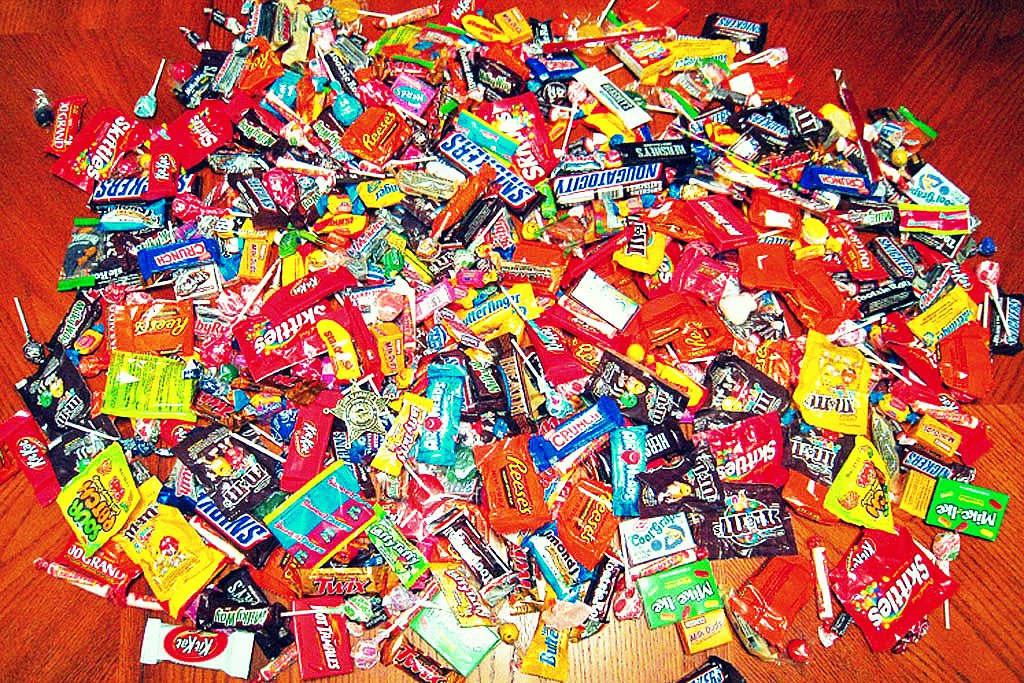 Ecce mundus: SUGAR MAKES YOU LESS VIOLENT!!!