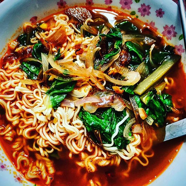 104 Creative Ways To Cook Maggi Mee/Instant Noodle!