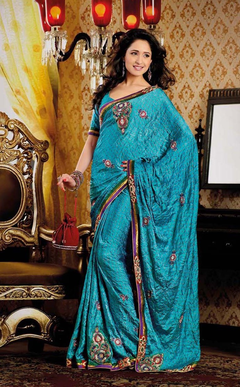 Grab the Vibrant Look with Attractive Bandhej Sarees | Your First Look ...