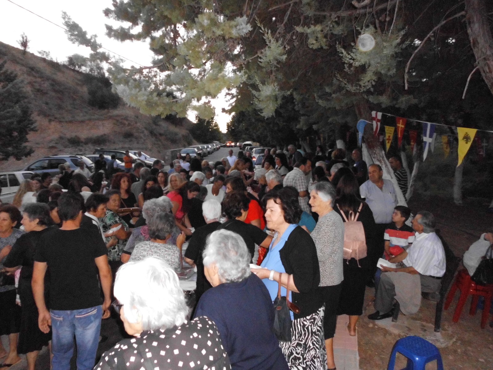 Ι.Ν ΠΡΟΦΗΤΟΥ ΗΛΙΟΥ ΤΟΥ ΘΕΣΒΙΤΟΥ ΛΕΟΝΤΑΡΙΟΥ: ΛΑΟΘΑΛΑΣΣΑ πιστών τίμησε με ...