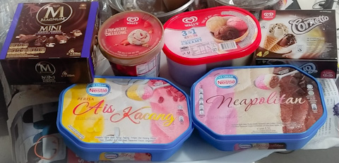 (Eat to Live) or (Live to Eat): Ice cream Insanity