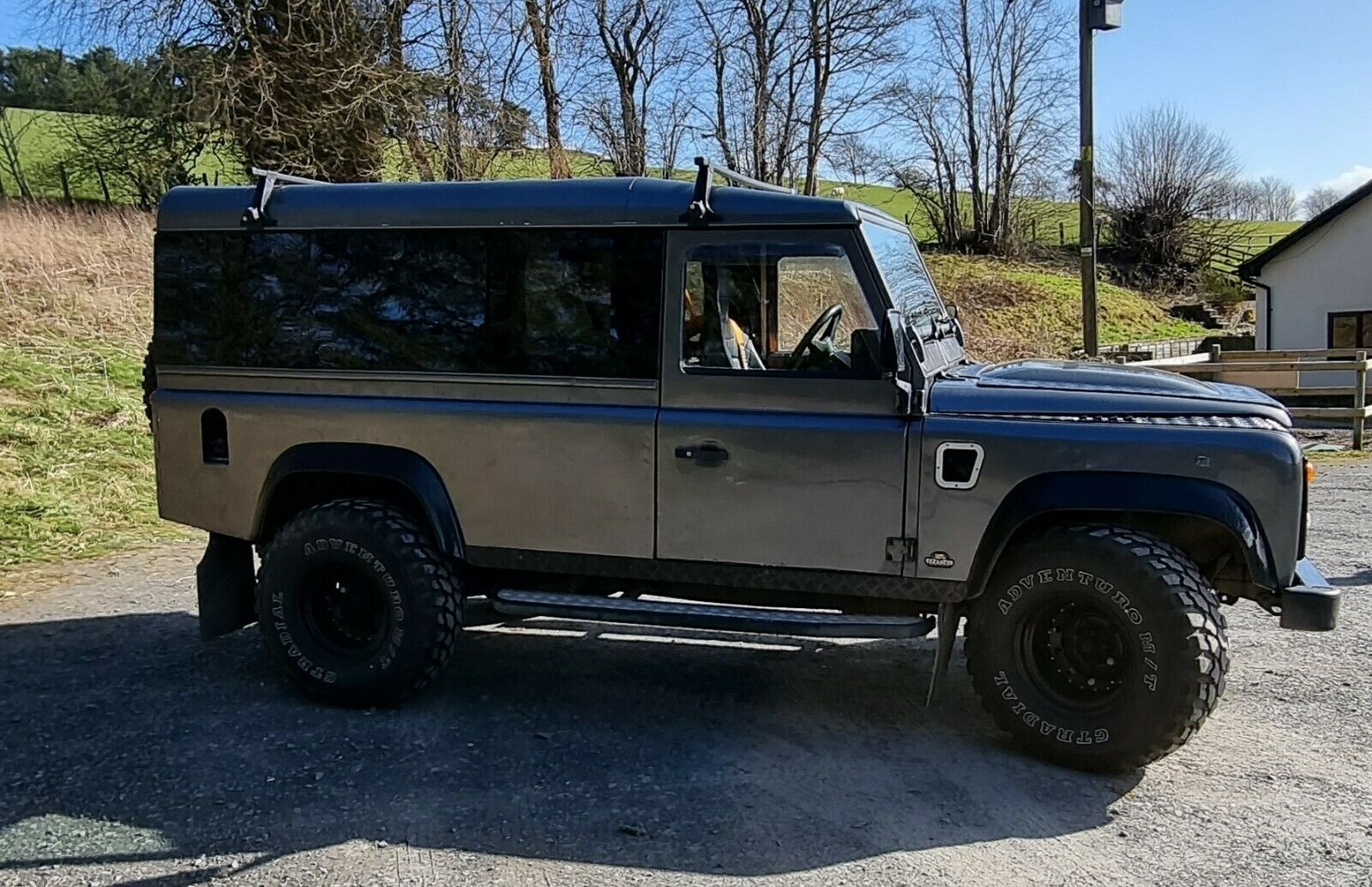 Landrover Defender: Land Rover Defender 110 300tdi Utility, Ex Nato