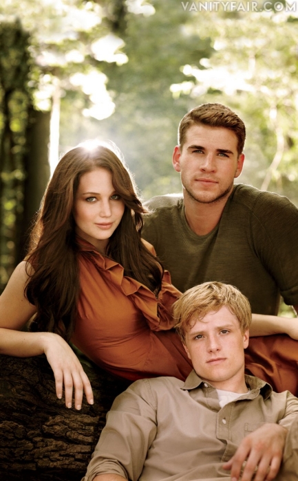 Operation Awesome: New THE HUNGER GAMES Cast Photos: What Do You Think?