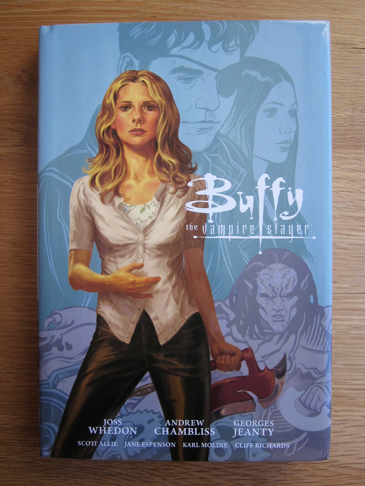 my absolute collection: Buffy The Vampire Slayer Season 9 Library ...