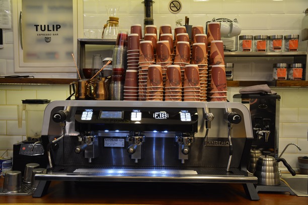 Βεροιώτης: «TULIP» espresso bar: Η μέγιστη δυνατή απόλαυση από ένα καφέ ...