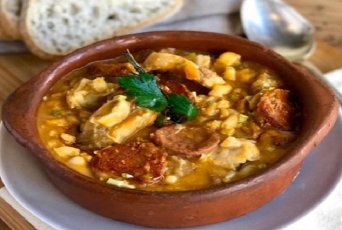 Receta de Locro Criollo Argentino.
