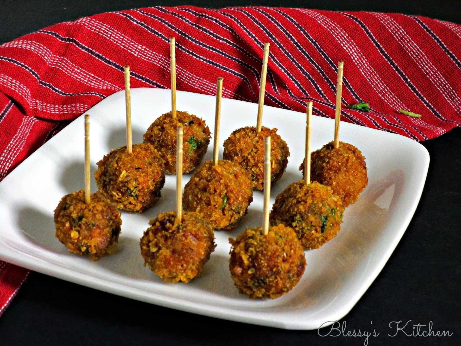 Blessy's Kitchen: Chicken Balls