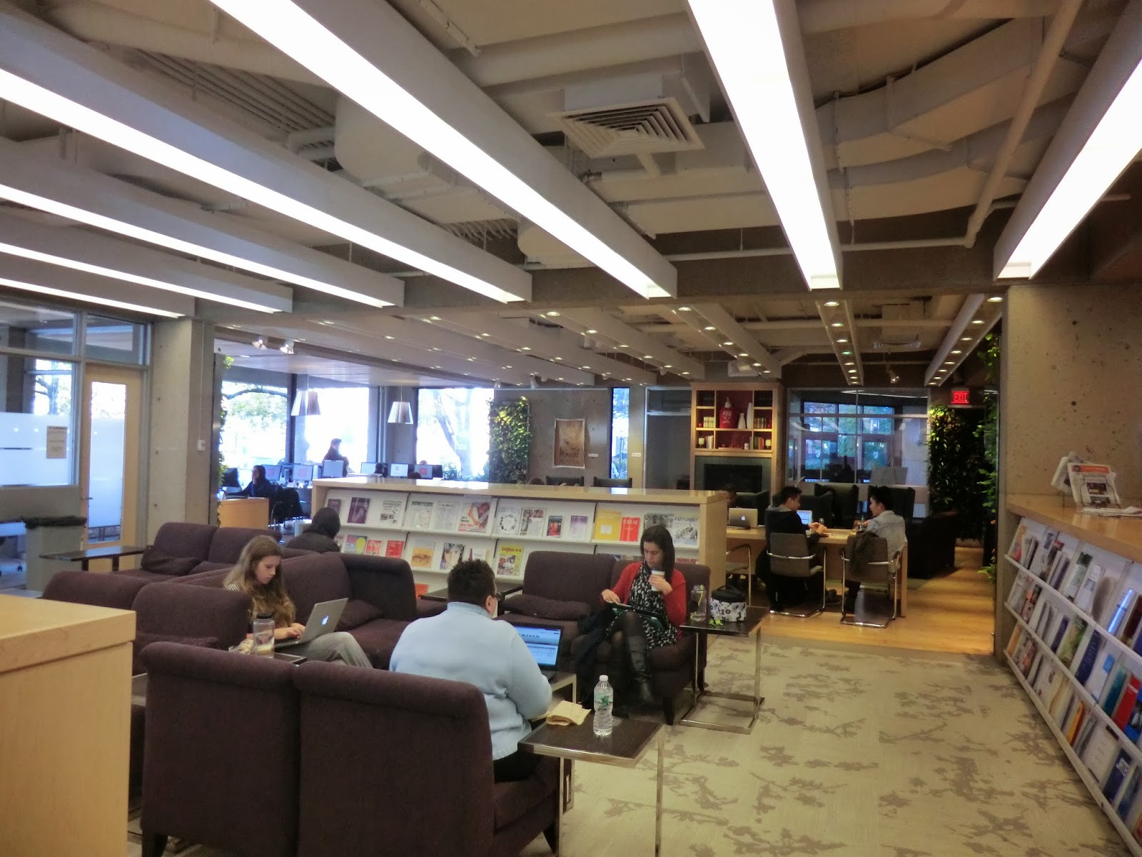 HMS Tours: The Gutman Library Commons at Harvard