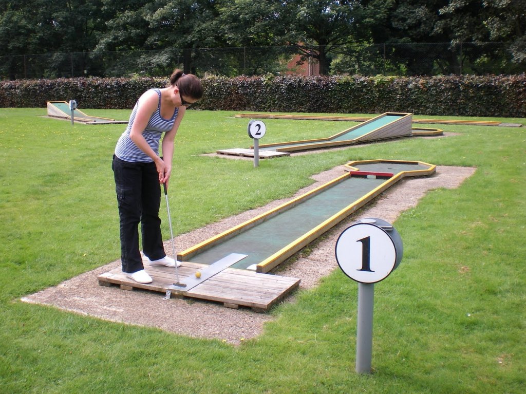 The Ham and Egger Files: Minigolfing in Oxford's Parks