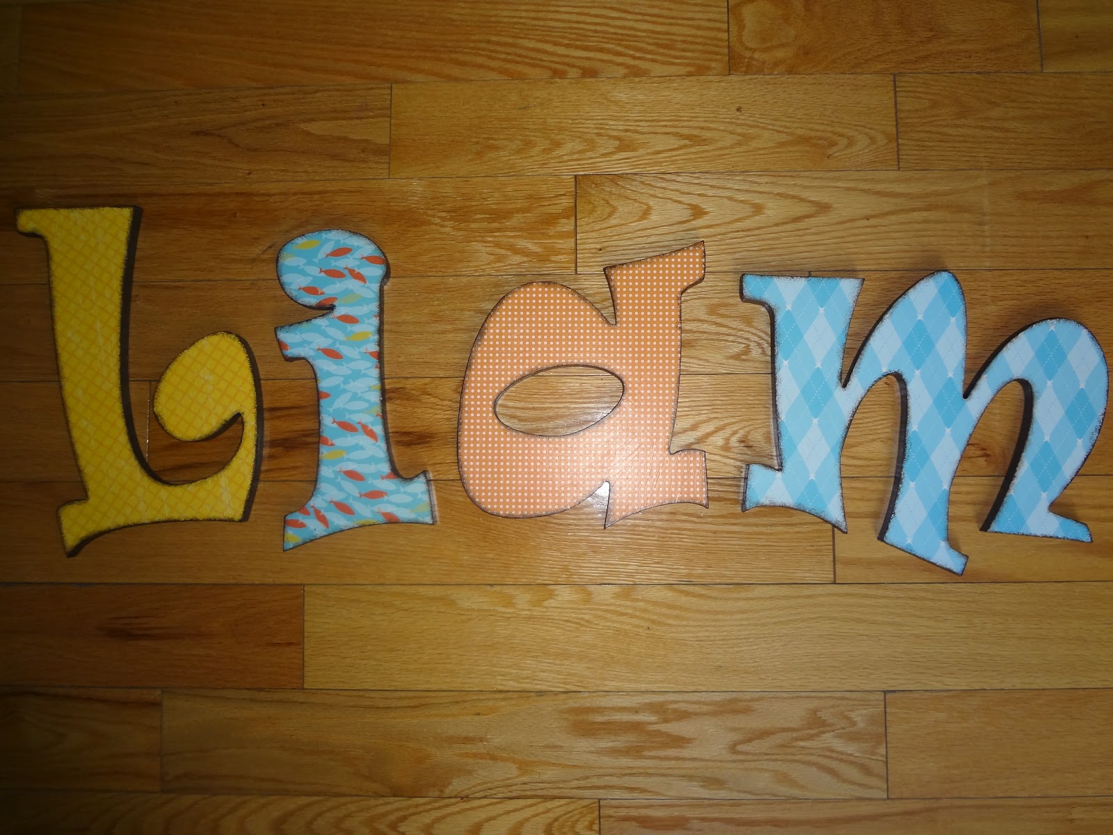 LIAM DESIGN: Wooden Letters