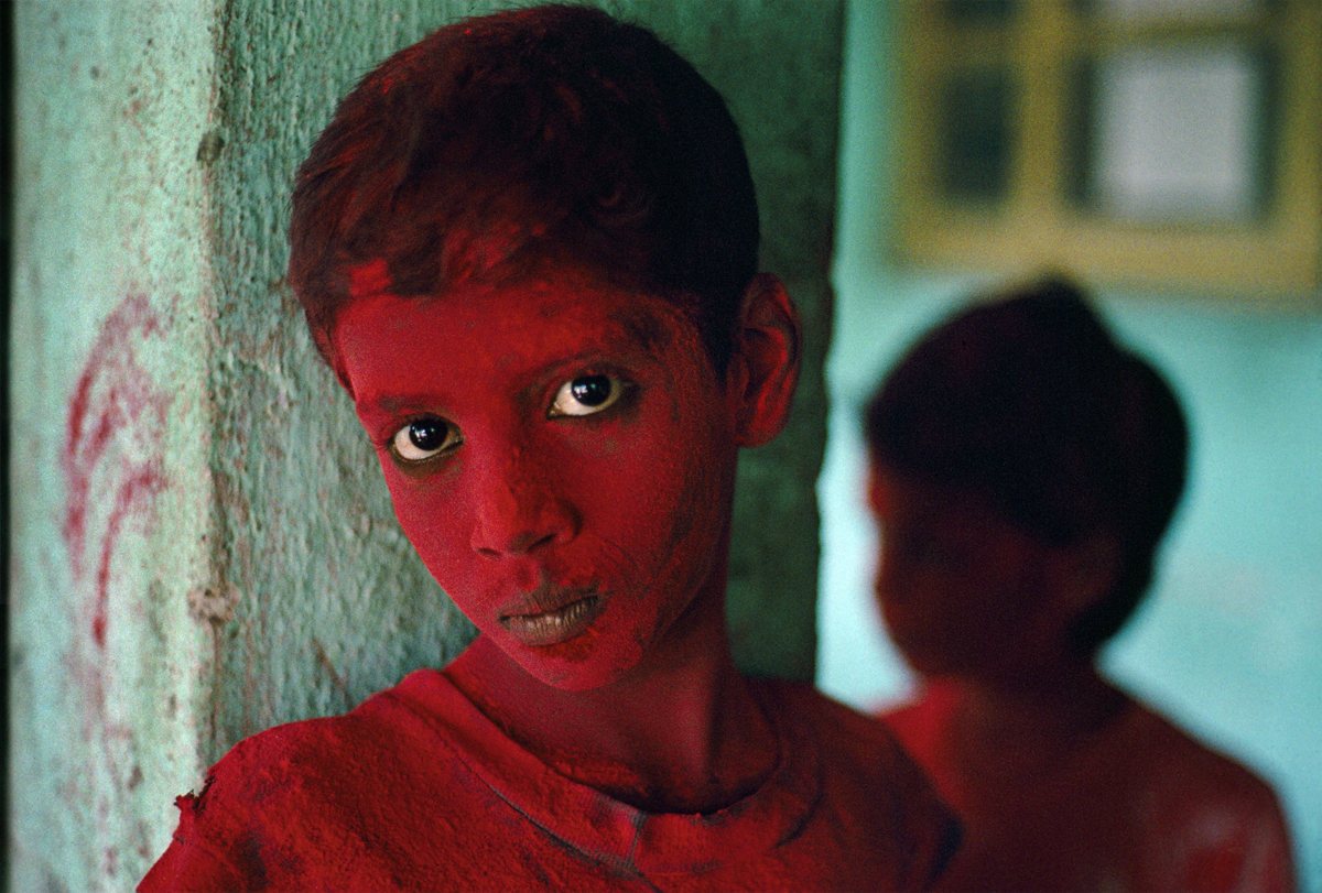 BHEJA BAZAAR: Steve McCurry, colour bomber: The best multicultural ...