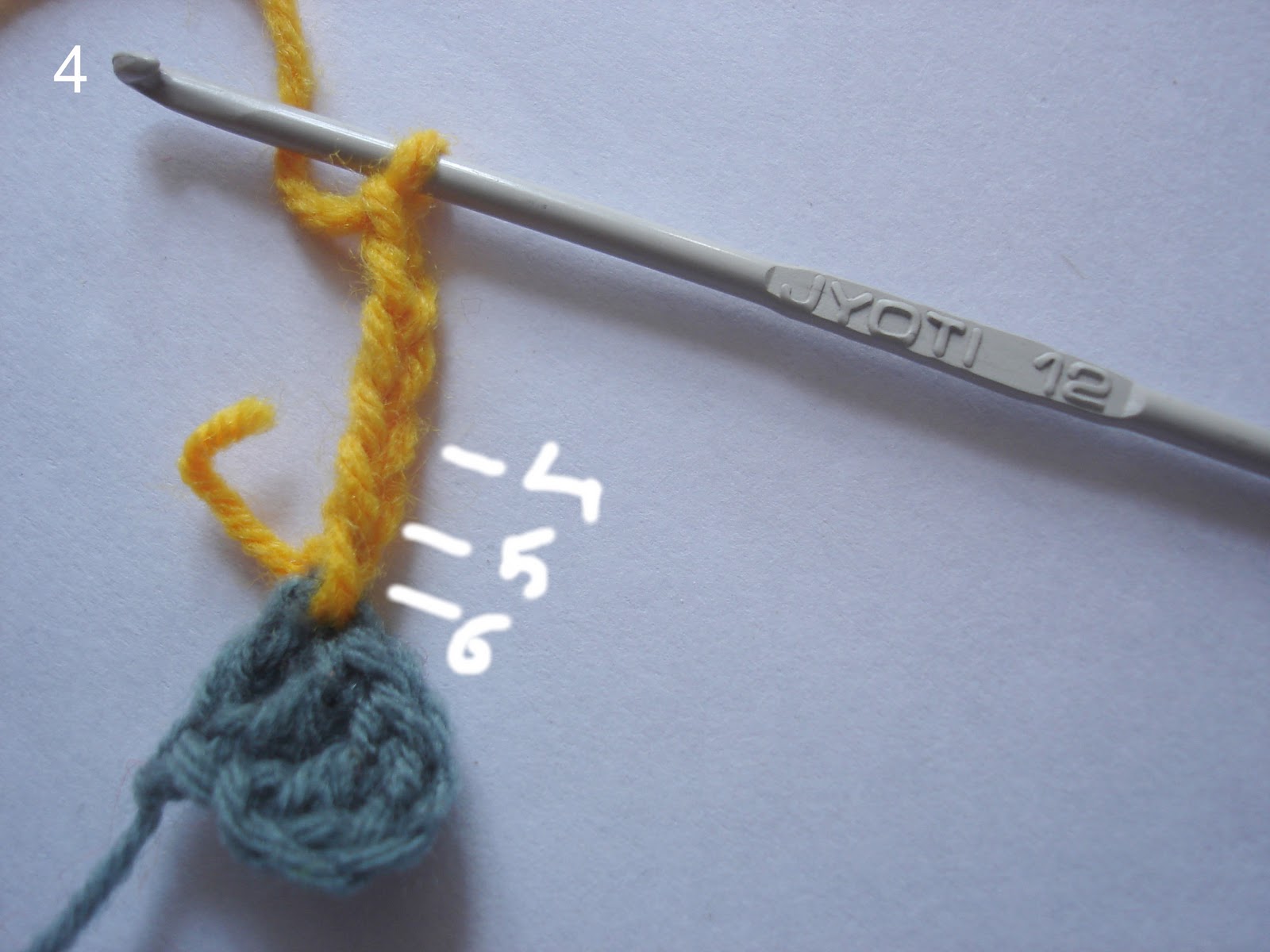The Lazy Hobbyhopper: How to crochet diagonally - Crochet diagonal box ...