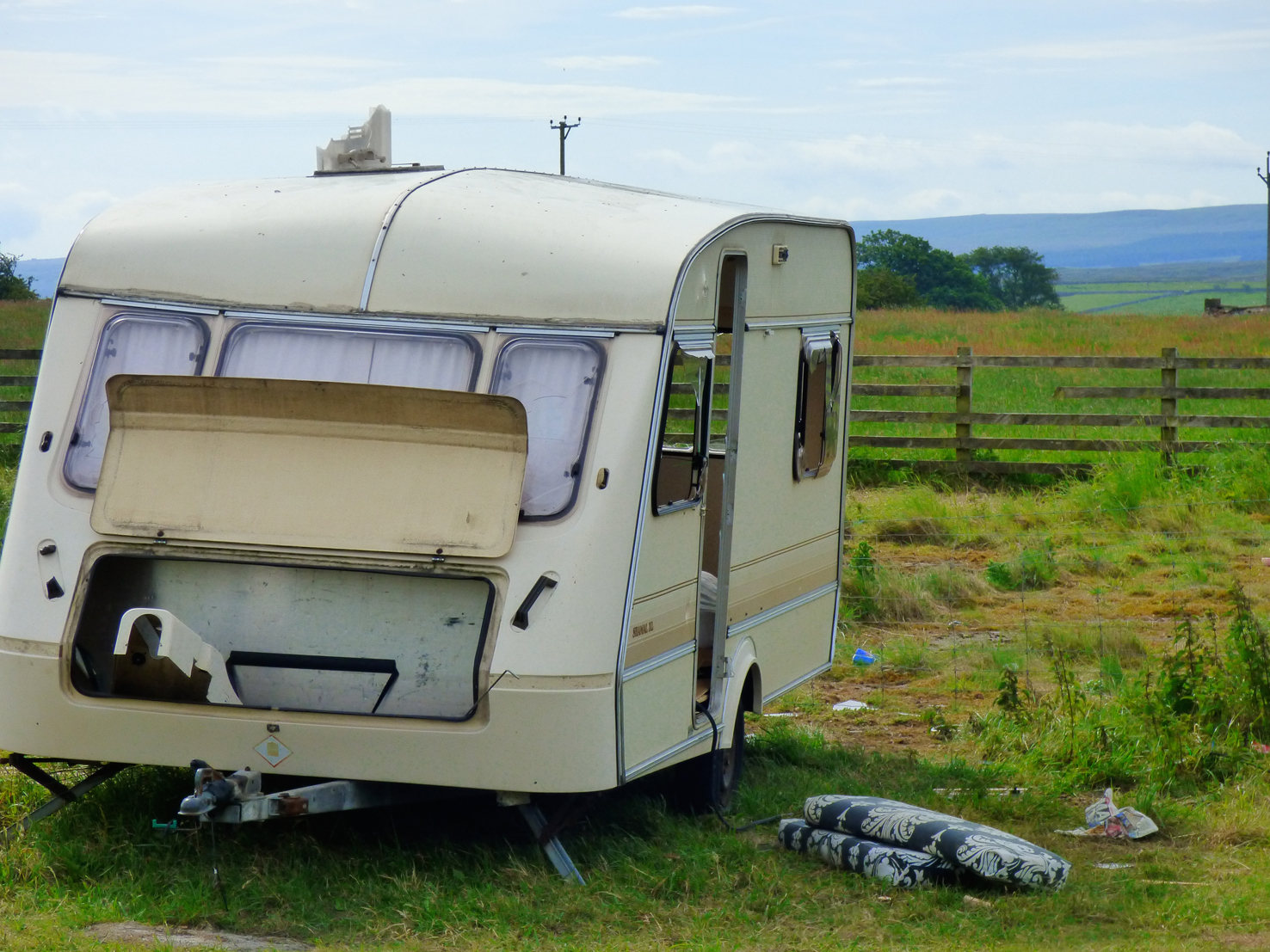 Teesdale Mercury: 'Feuding' travellers abandon trashed caravan at Bowes