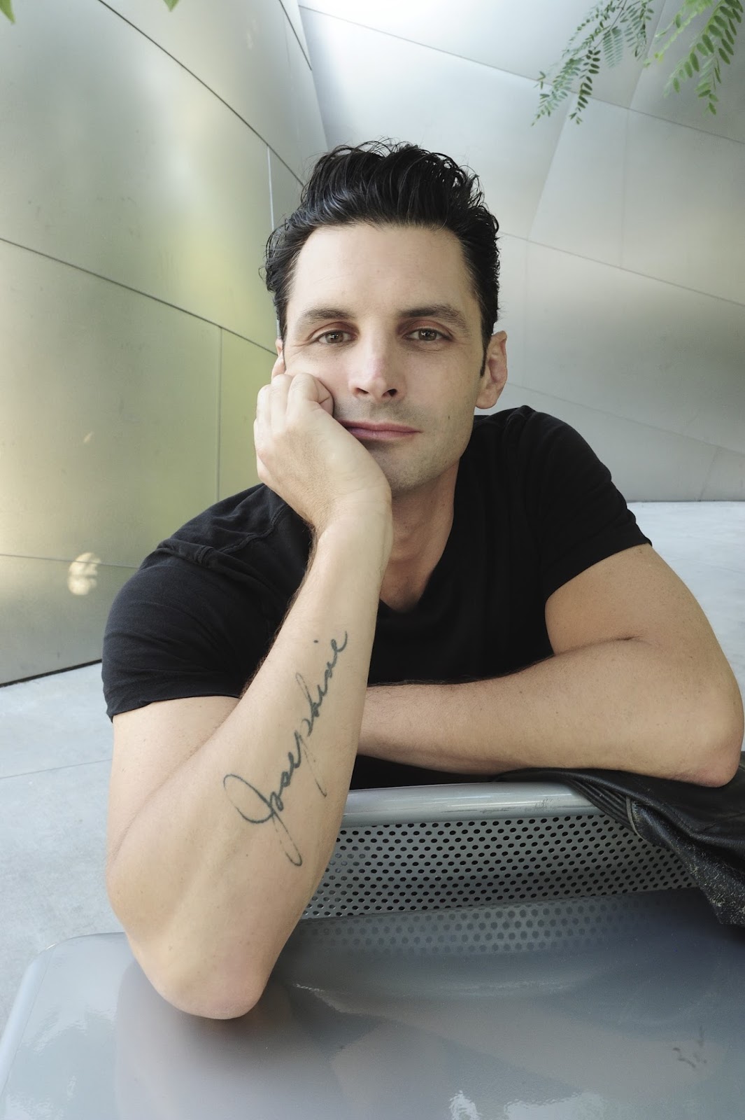 ANNe MARIe FOX PHOTOGRAPHY: JOHNNY SANTiAGO | ACToR/FiT MODeL ...