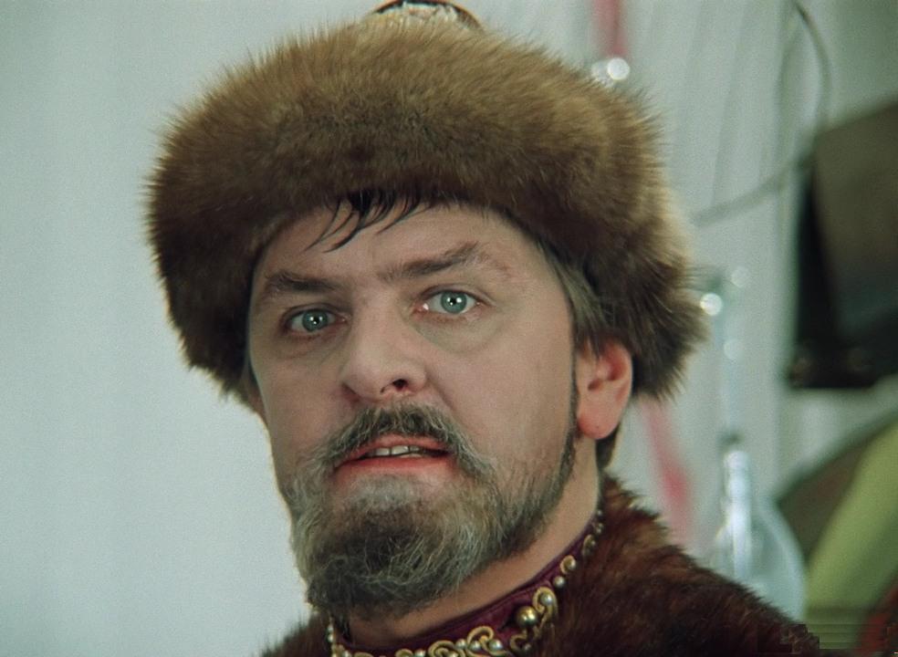 Cine Rusia: IVAN VASILIEVICH CAMBIA DE PROFESIÓN (Иван Васильевич ...