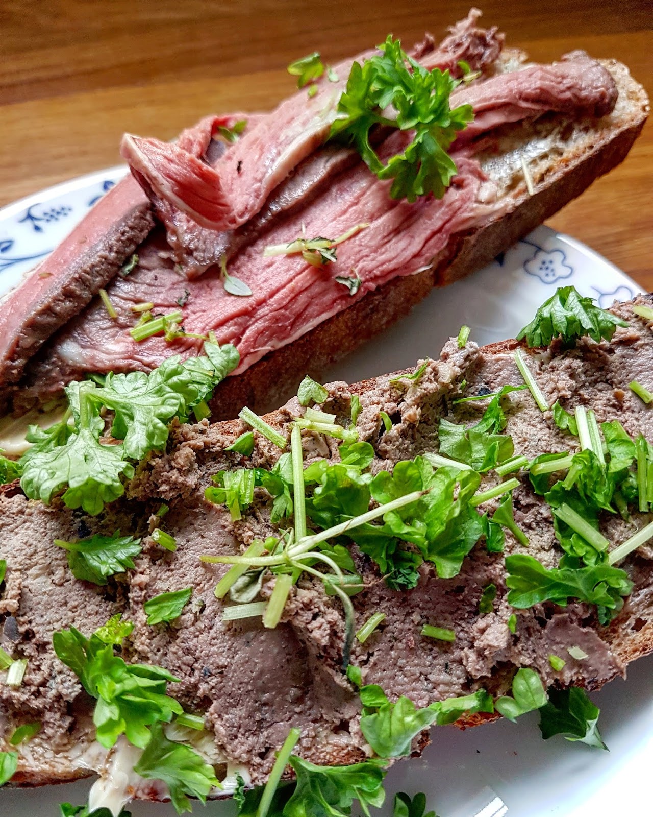 Rostbiff i lergryta (Paleo) - Saras Eviga