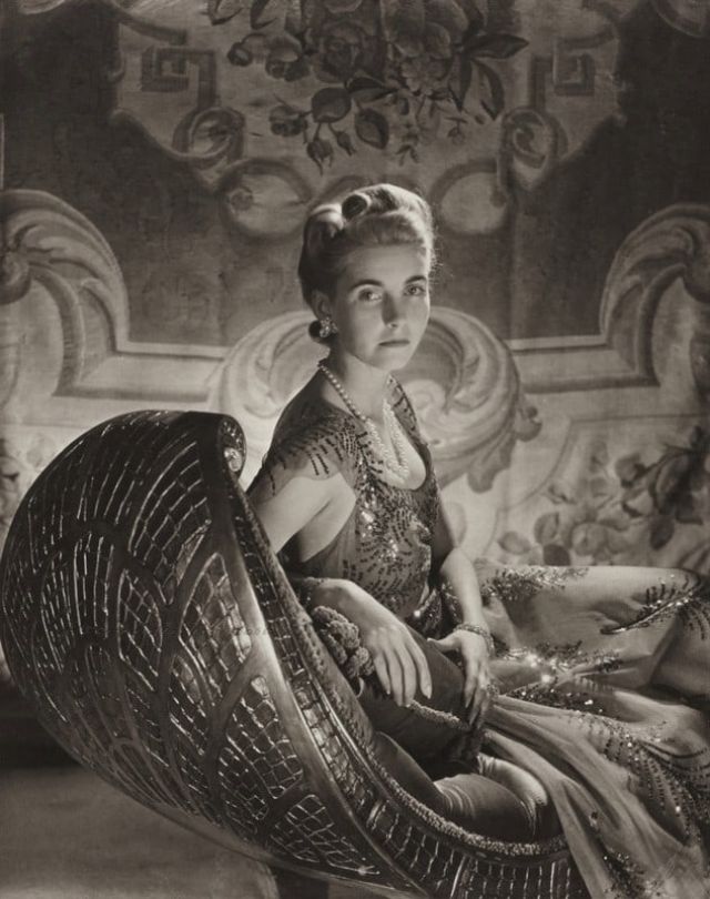 Barbara Hutton: The “Poor Little Rich Girl” Who Had Everything Except ...