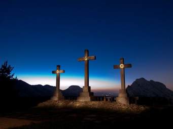 Escritos Nocturnos, de Bernardo Jurado: EN EL MONTE DE LA CALAVERA