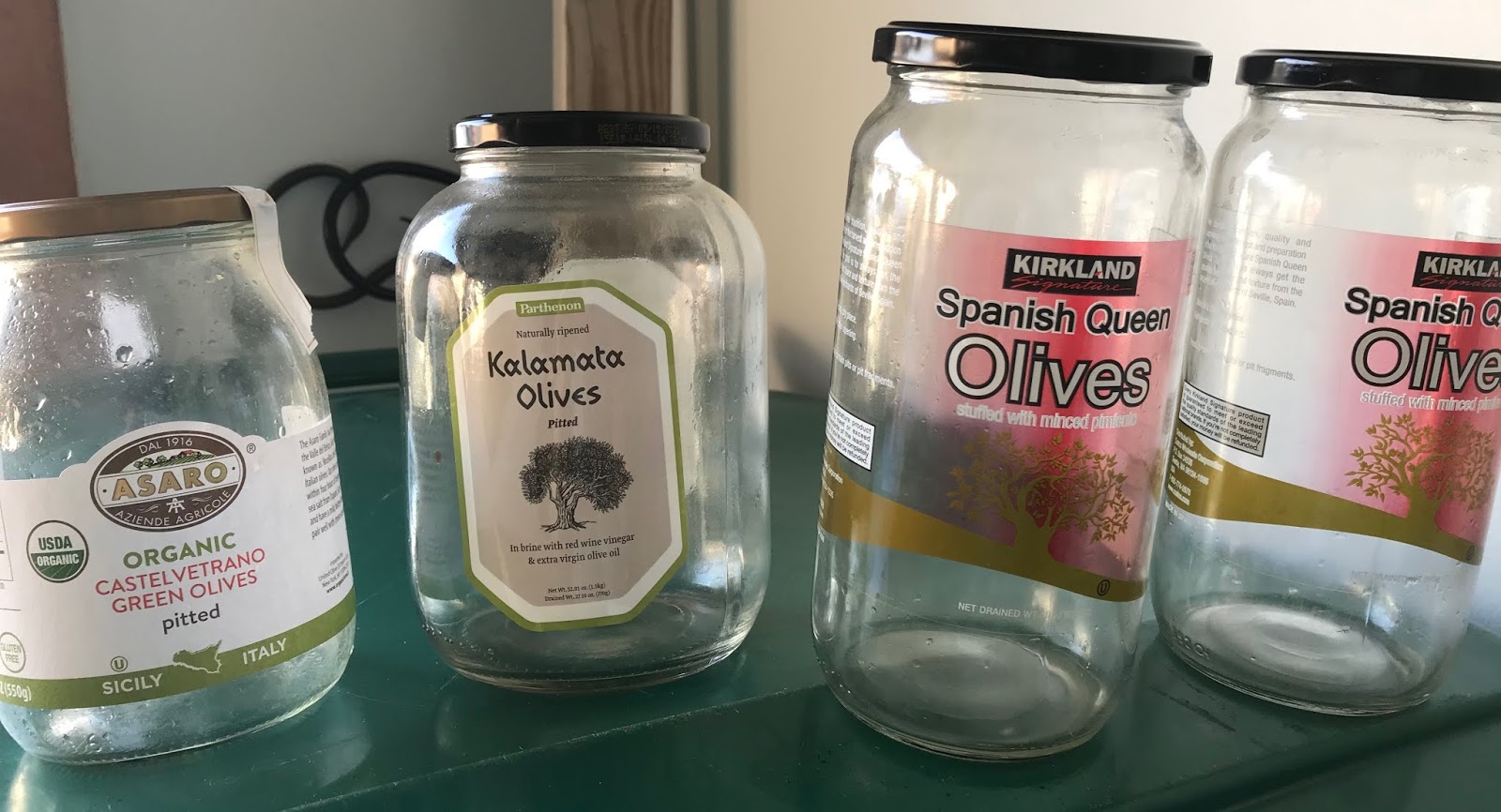 I Like to Bake and Cook Blog: Marinated olives