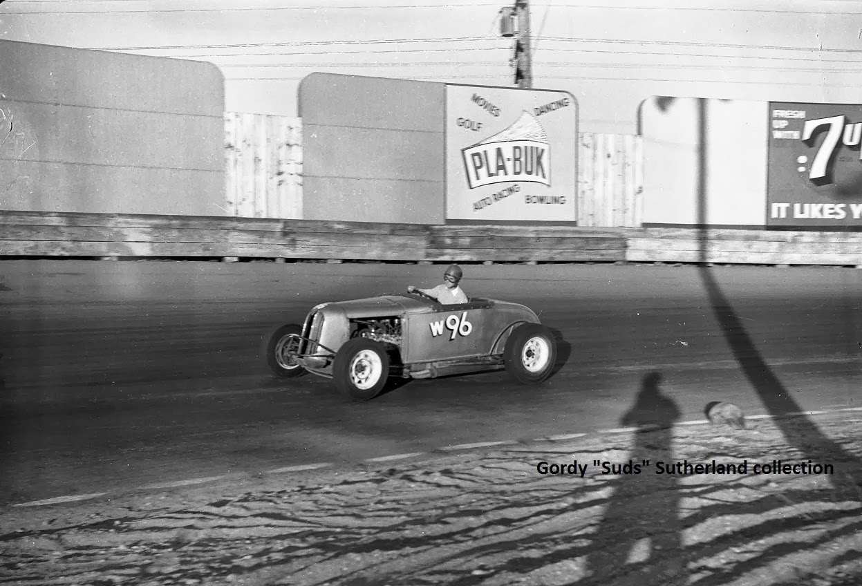 racin' thru the raindrops: hot rods on northwest ovals