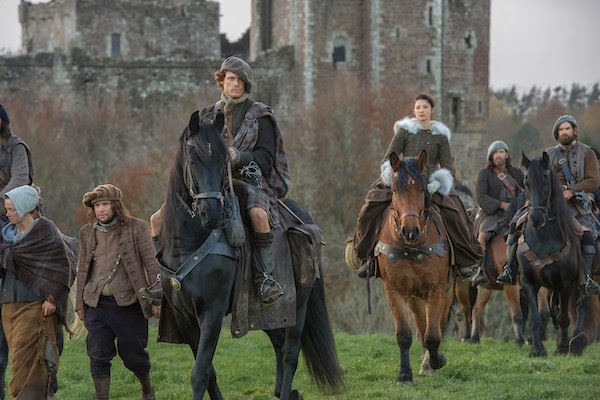 SYNTHIA.CA: New Images From The Scottish "Outlander"