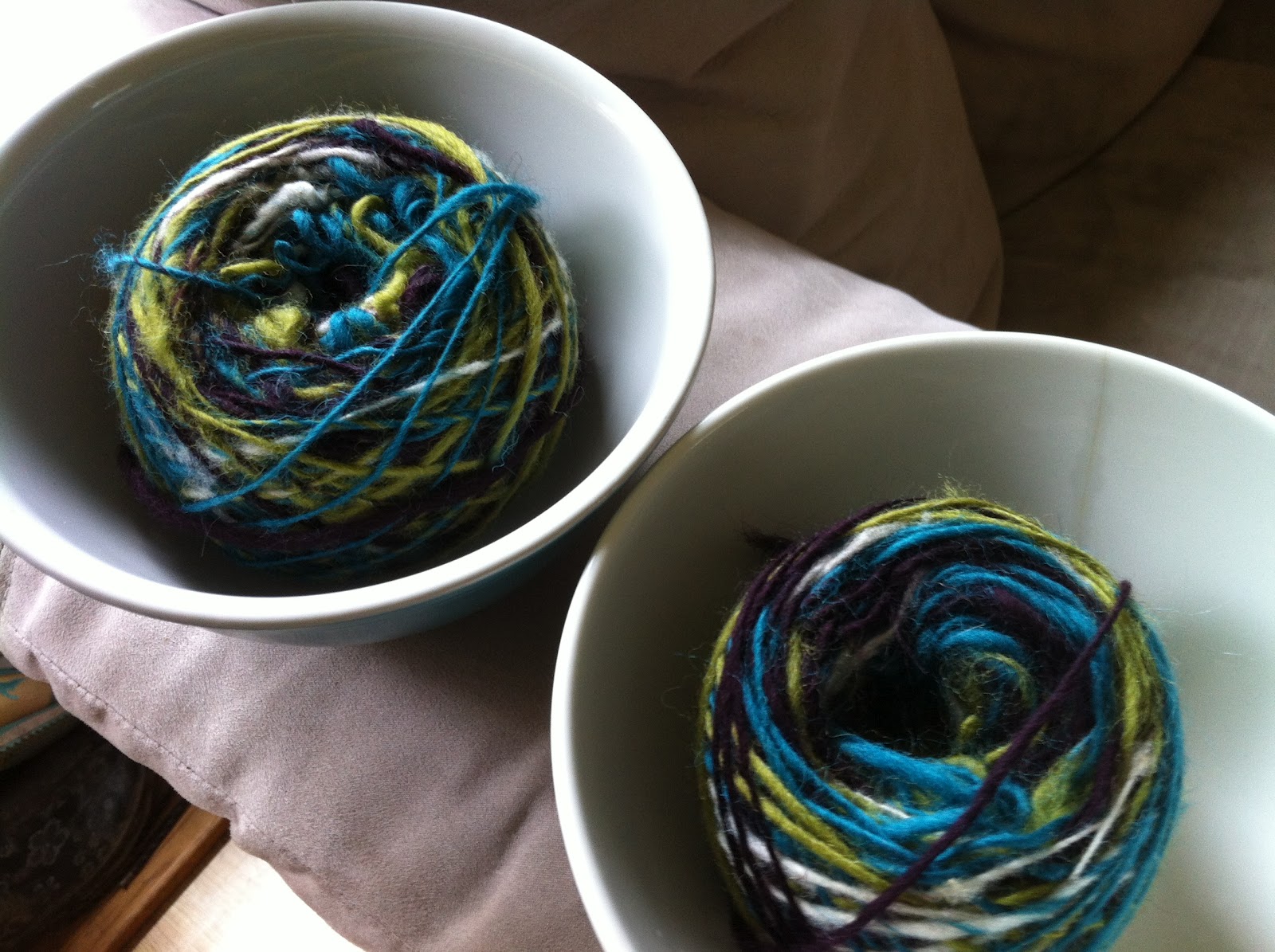 Plying Yarn: Color Experiments! - Crafty Katie