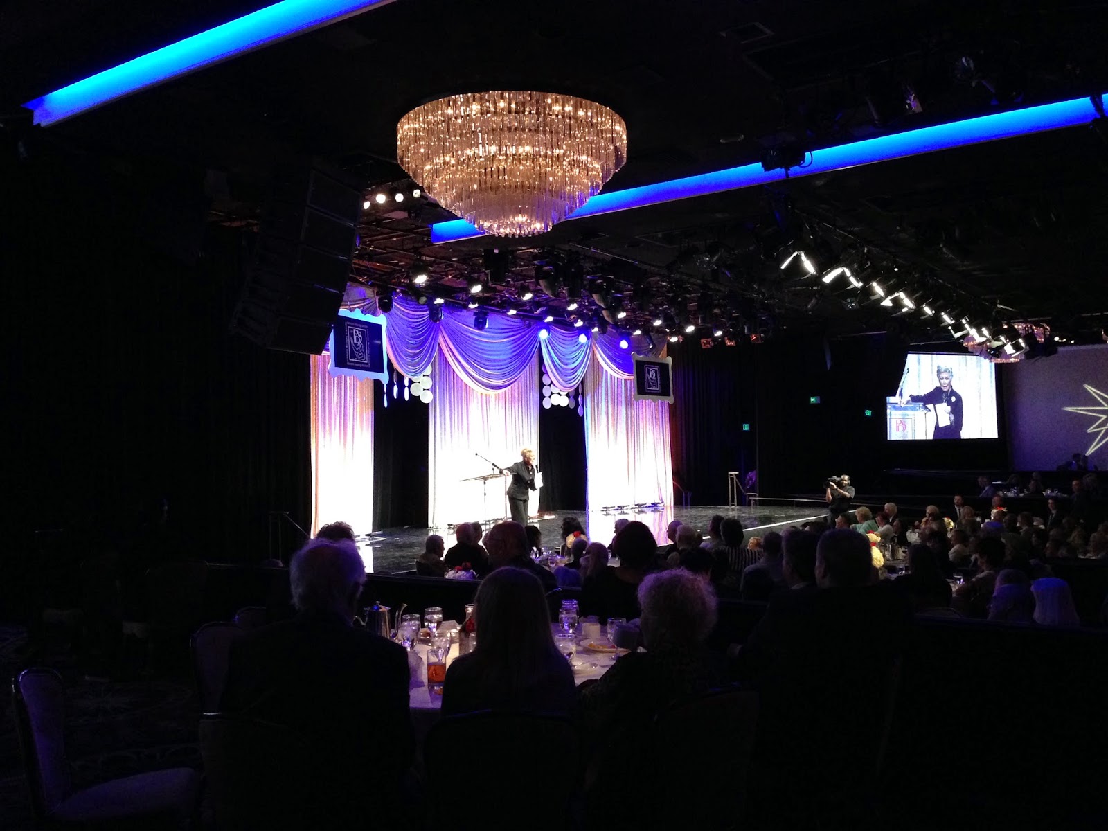 HOLLYWOOD SUE CAMERON: AROUND TOWN THIS PAST WEEK