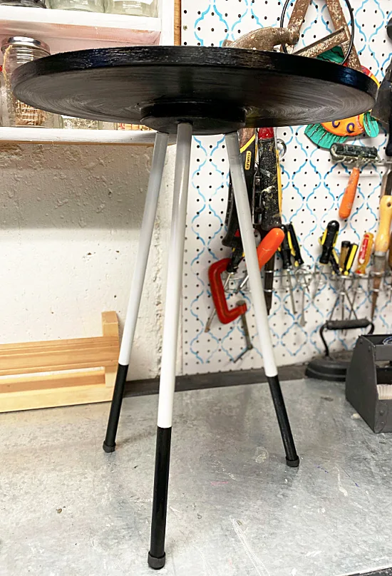 DIY Farmhouse Style Enamelware Table