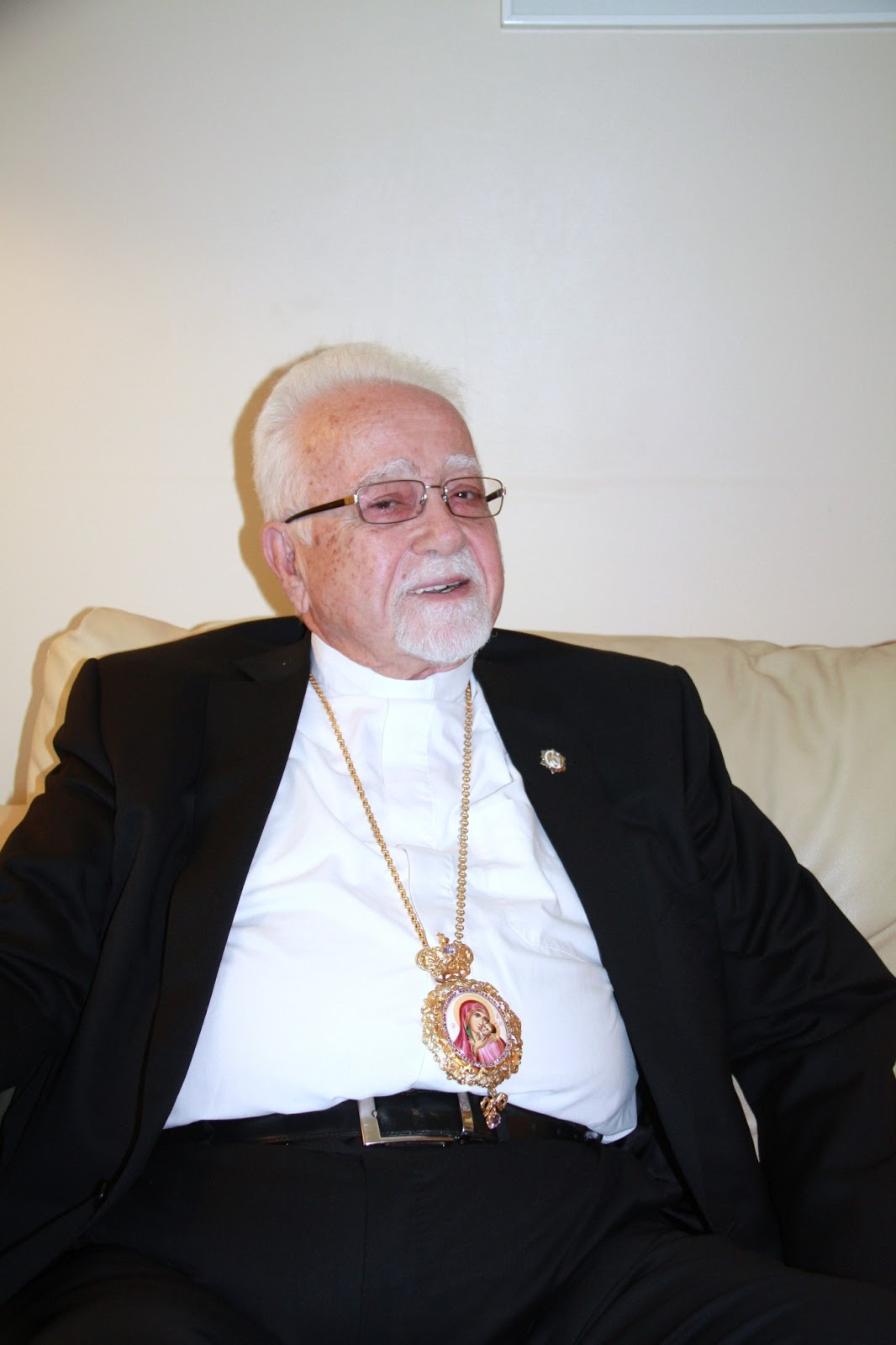 Ιδιωτική Οδός: ΜΙΑ ΕΝΔΙΑΦΕΡΟΥΣΑ ΣΥΝΕΝΤΕΥΞΗ ΤΟΥ ΜΗΤΡΟΠΟΛΙΤΗ ΜΕΞΙΚΟΥ ...