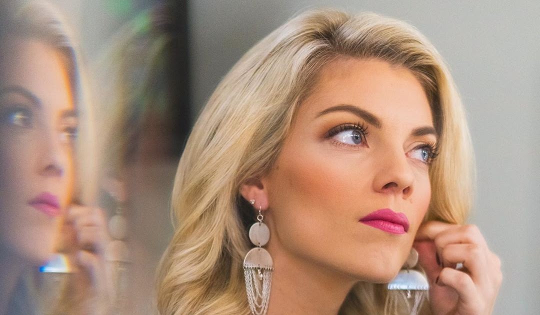 Liz Wheeler Social Media Clicks | Celebrity Photos Daily