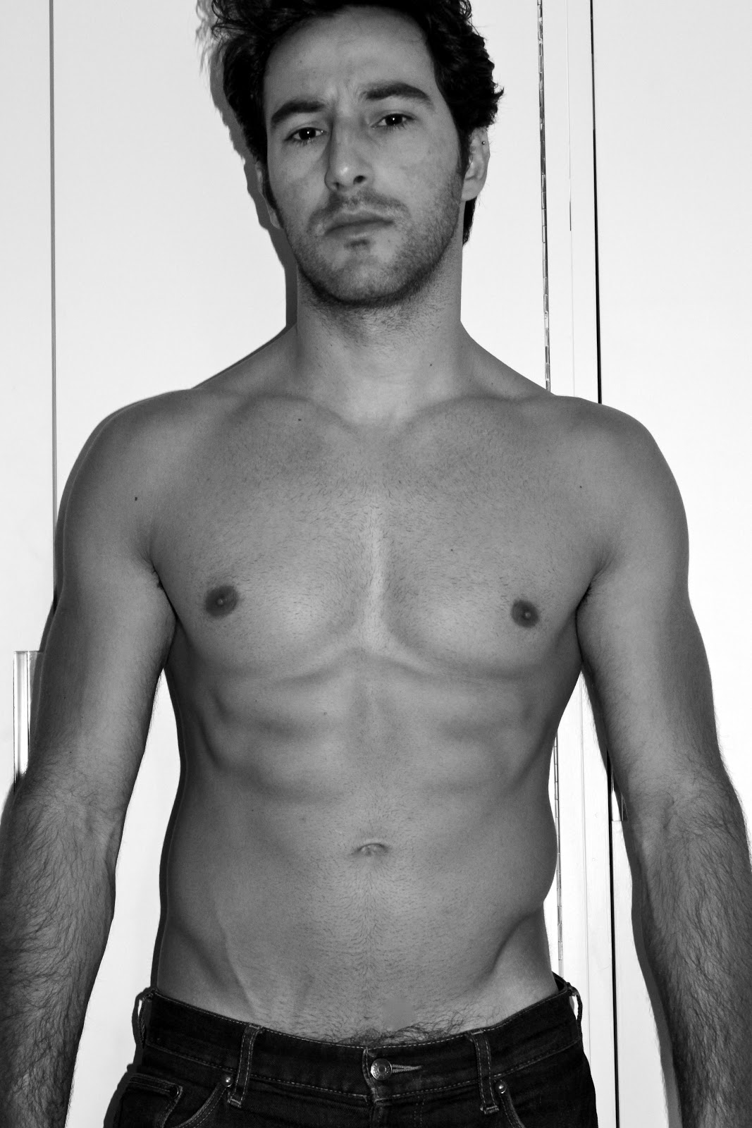 L'Homme du Jour: GUILHERME LOGULLO