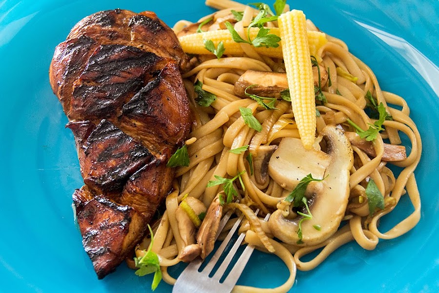 RECETAS PARA táper: Pechuga de pollo teriyaki con fideos salteados | Cocina