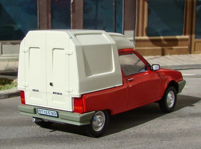 CRUISER - Clásicos en escala 1/43 (1:43 Classics): OLTENA CLUB 12 CS (1993)