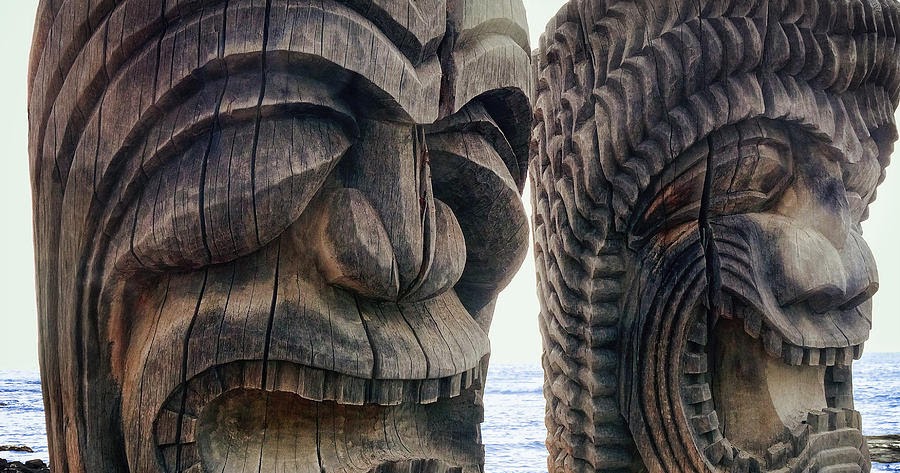 Mi gran boda hawaiana: ¿QUE SON LOS TIKIS?