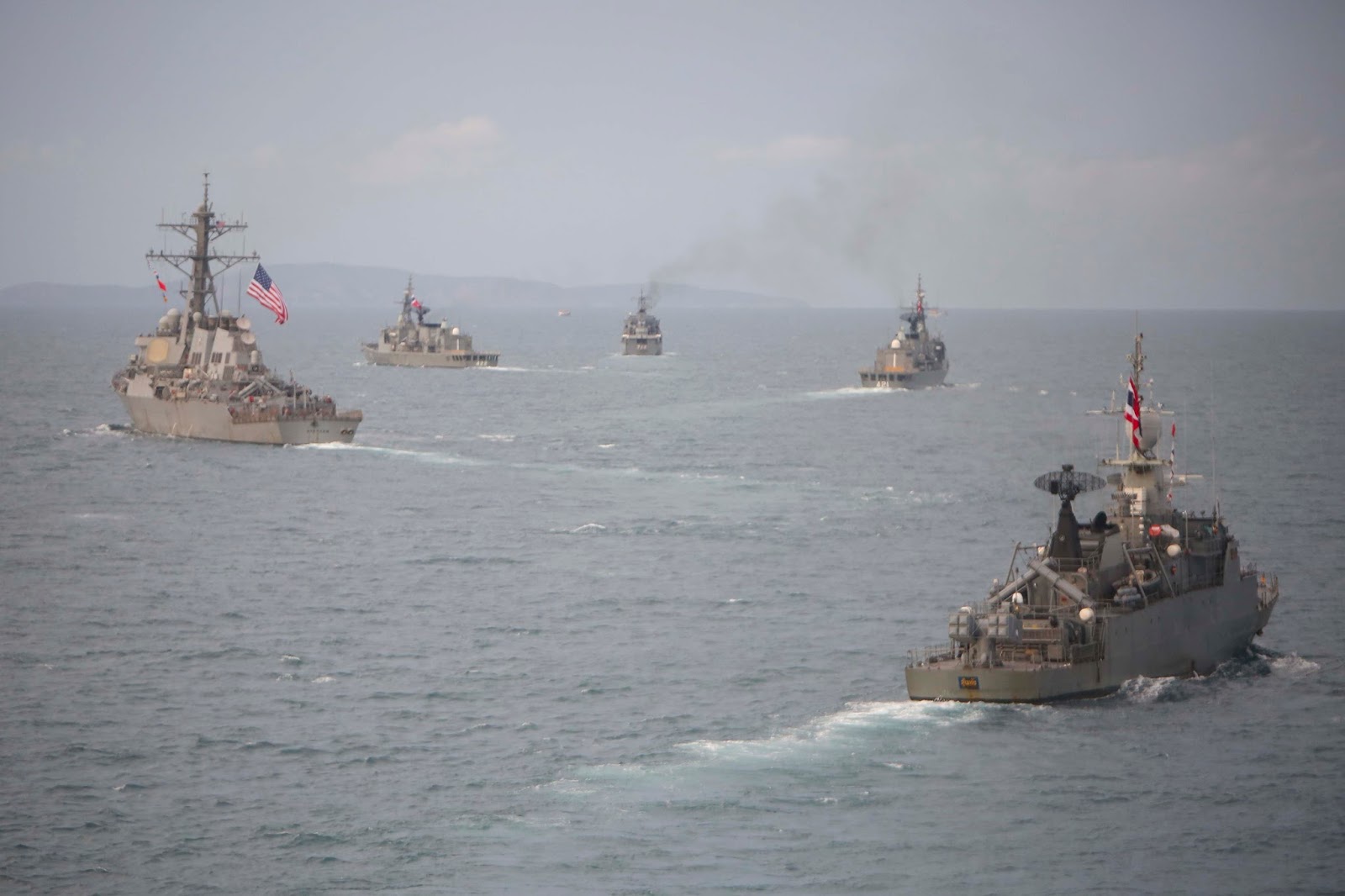 THAIDEFENSE-NEWS: CARAT Thailand-Ship Formations