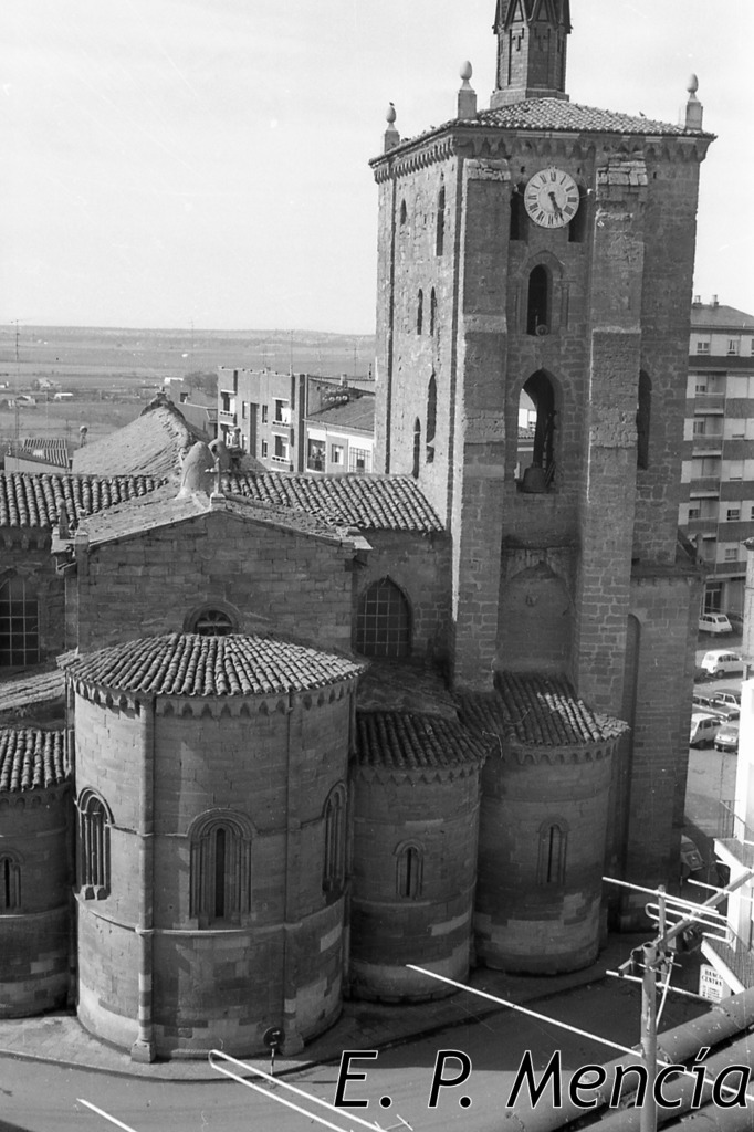 Patrimonio popular: Benavente; Imágenes en blanco y negro de la Iglesia ...