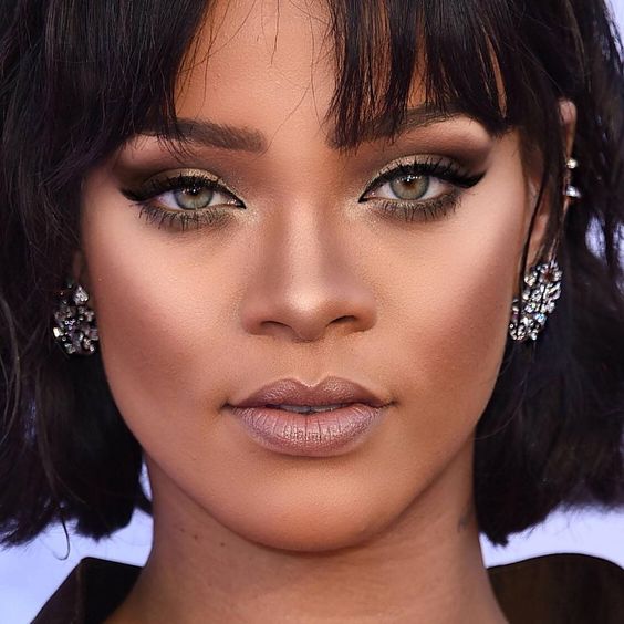 Los tonos perfectos de labios para morenas