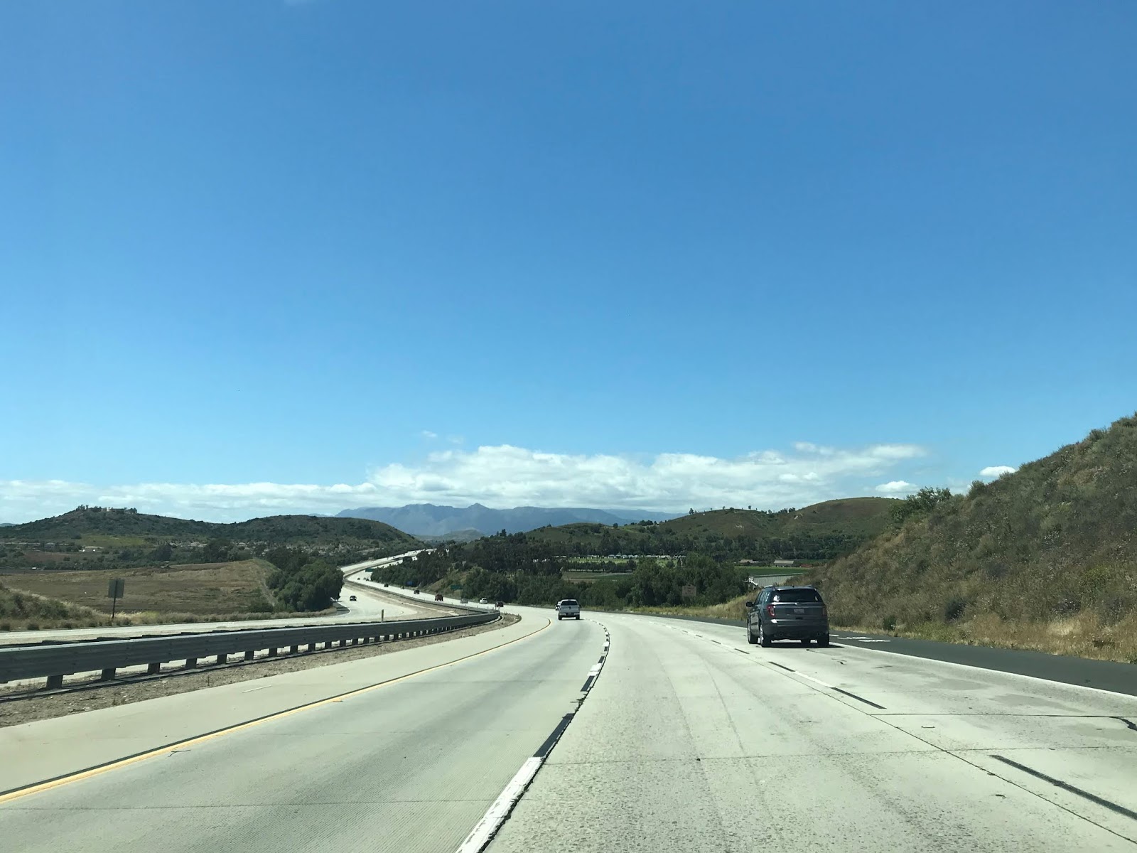 California State Route 23; Canyons, Surface Streets and Freeways