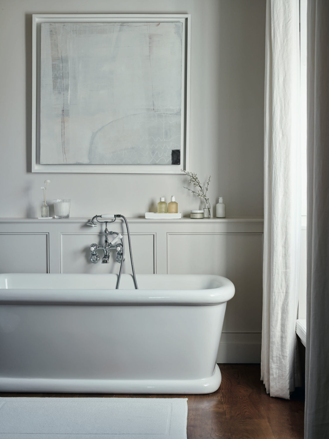 For the love of white- Chrissie Rucker's amazing house in the English ...