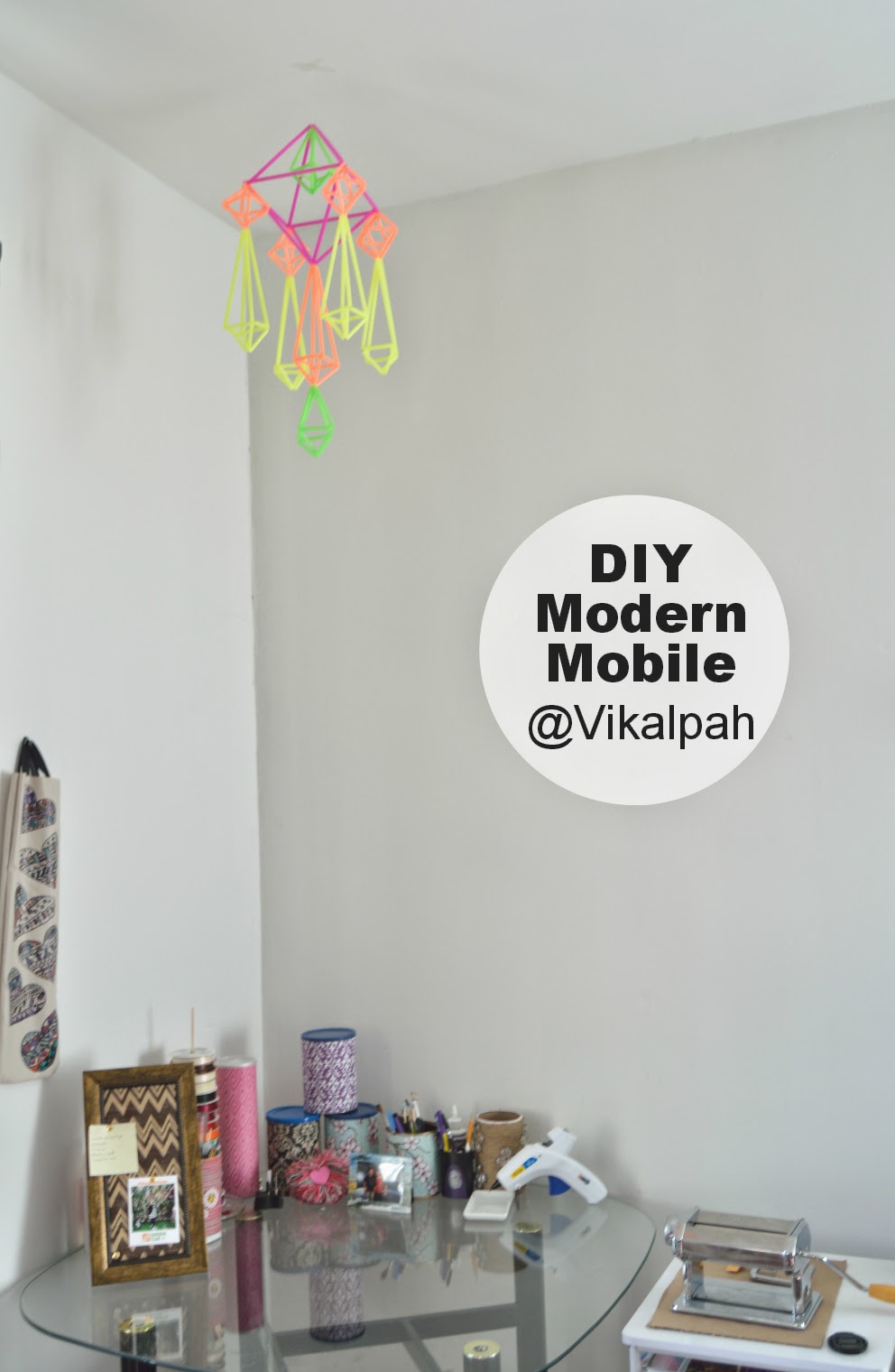 Vikalpah: DIY Modern mobile