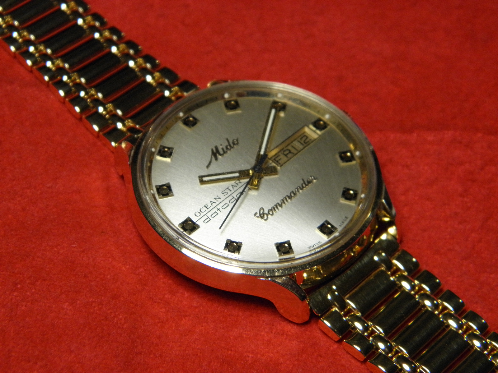 kiosku: sold: mido commander gold